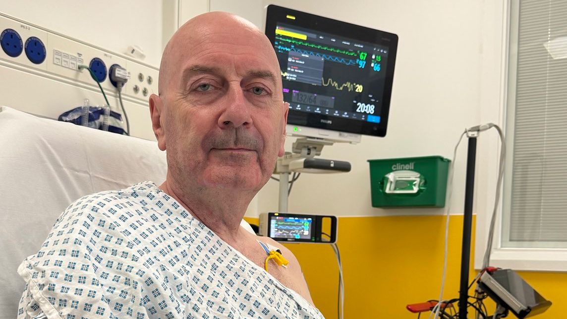 Fundraiser Launched for Rock Journalist Mick Wall | Def Leppard